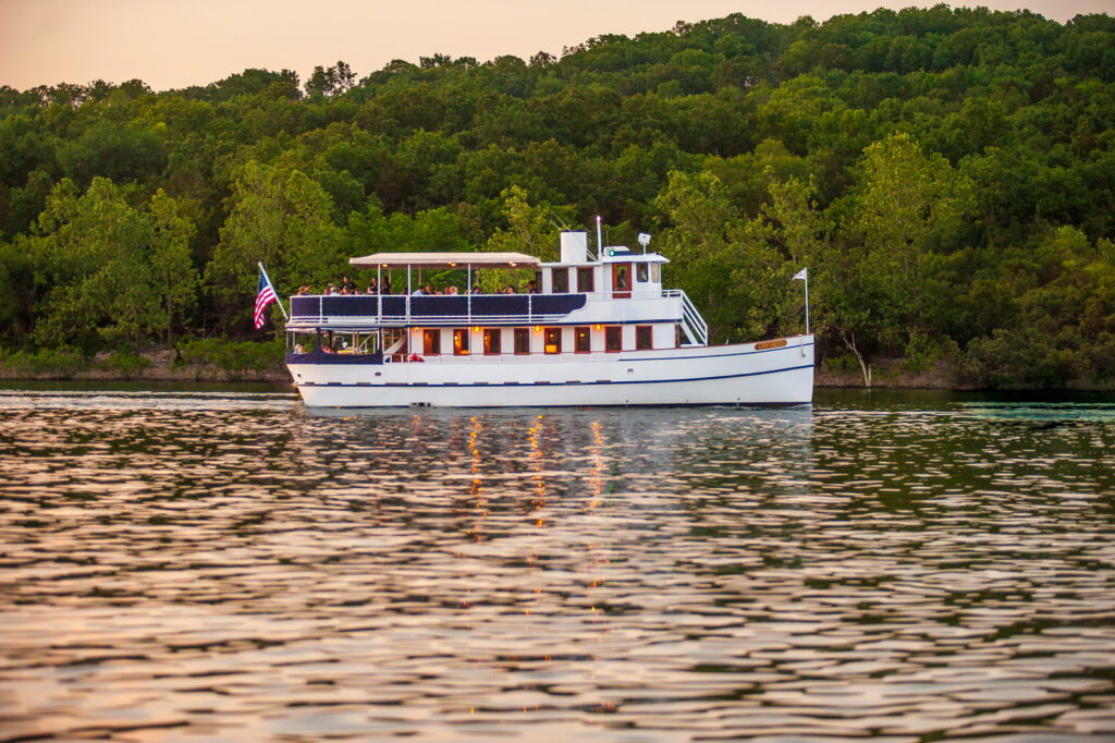 Lady Liberty Table Rock Lake Cruise